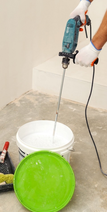 Appliquer la colle MAP ou mortier adhésif - Comment Peindre